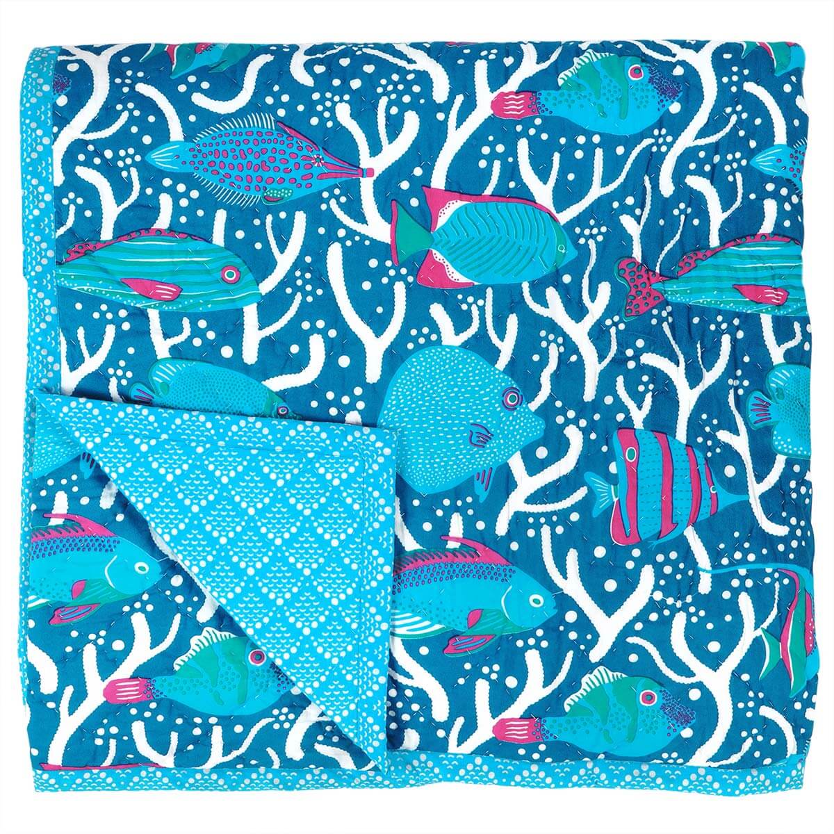 Blue Ocean Reef Quilt | Blue Fish Print Quilted Cotton Bedspread – Safomasi